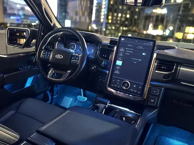 2024 Ford F-150 Lightning flash 4wd supercrew 5.5' box new at ...